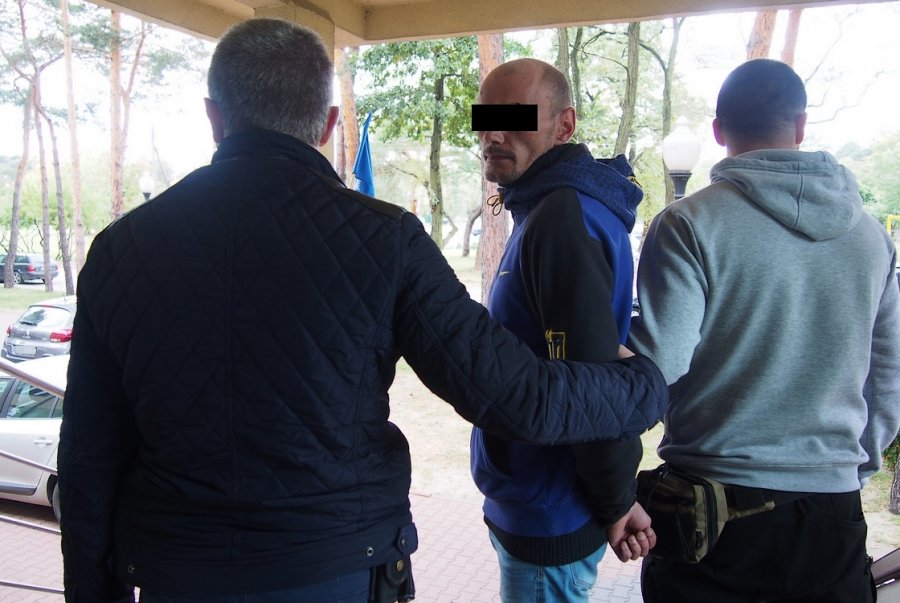 Tymczasowy areszt dla podejrzanego o usiłowanie zabójstwa - Policja.pl ... Tymczasowy areszt dla podejrzanego o usiłowanie zabójstwa - Policja.pl ...