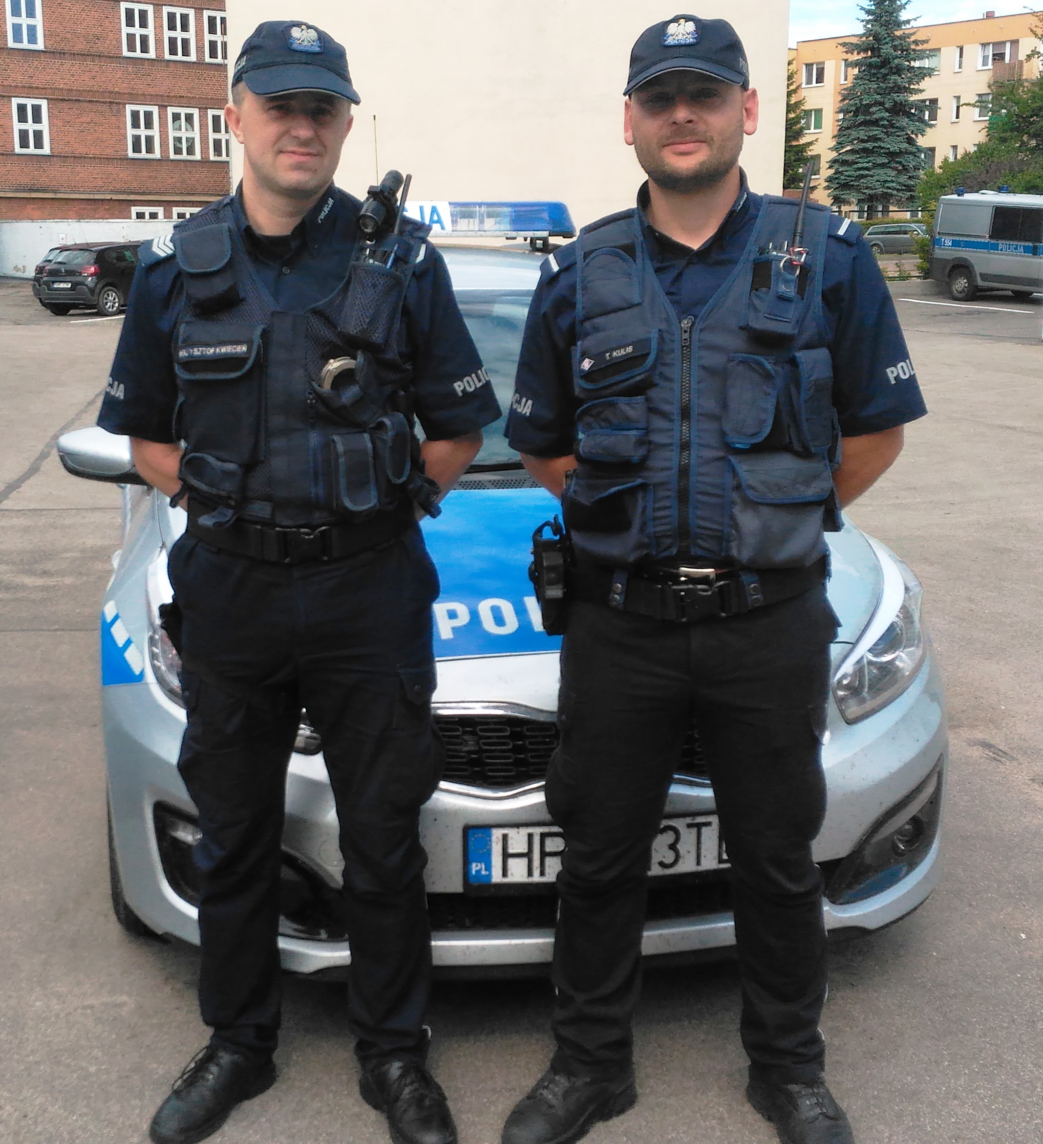 Kętrzyn: Policjanci ewakuowali mieszkańców - Policja.pl - Portal ... Kętrzyn: Policjanci ewakuowali mieszkańców - Policja.pl - Portal ...